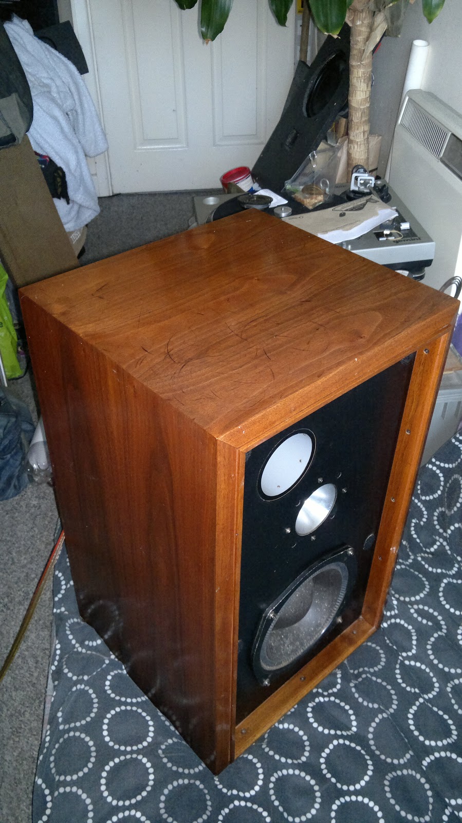 The Vintage HiFi: Hitachi HS-500 Speakers 1969